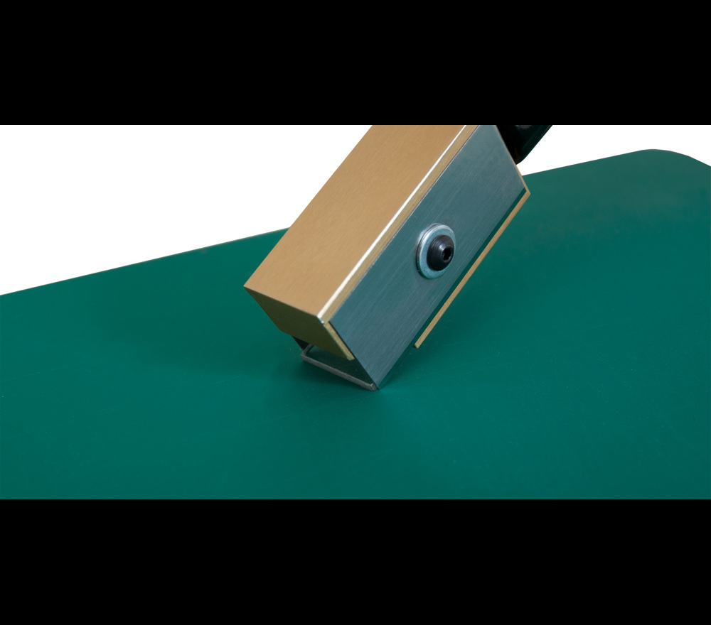 sample cutter